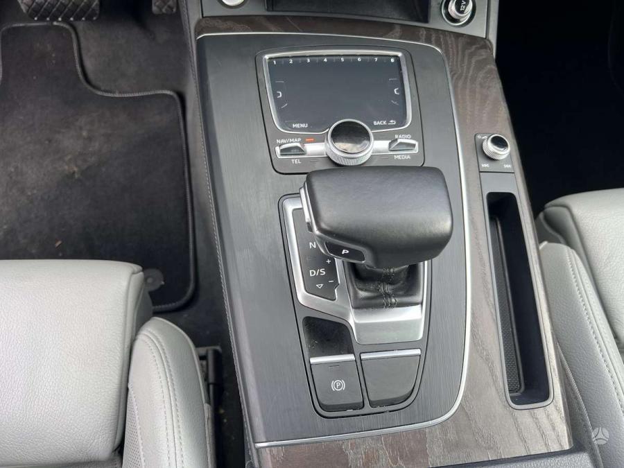 Zaļš Audi Q5 2018 Kauņa, ar dzinēja tilpumu 1.98 L un nobraukumu 187 tūkst. km par 9400 €, foto 23 vietnē AUTOMOTO.COM.LV