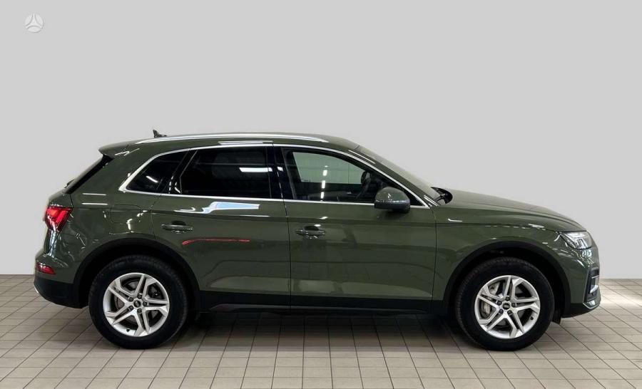 Green Audi Q5 2021 in Kaunas, with an engine capacity of 1.98 L and mileage of 93 thousand km for 30500 €, photo 4 on AUTOMOTO.COM.LV