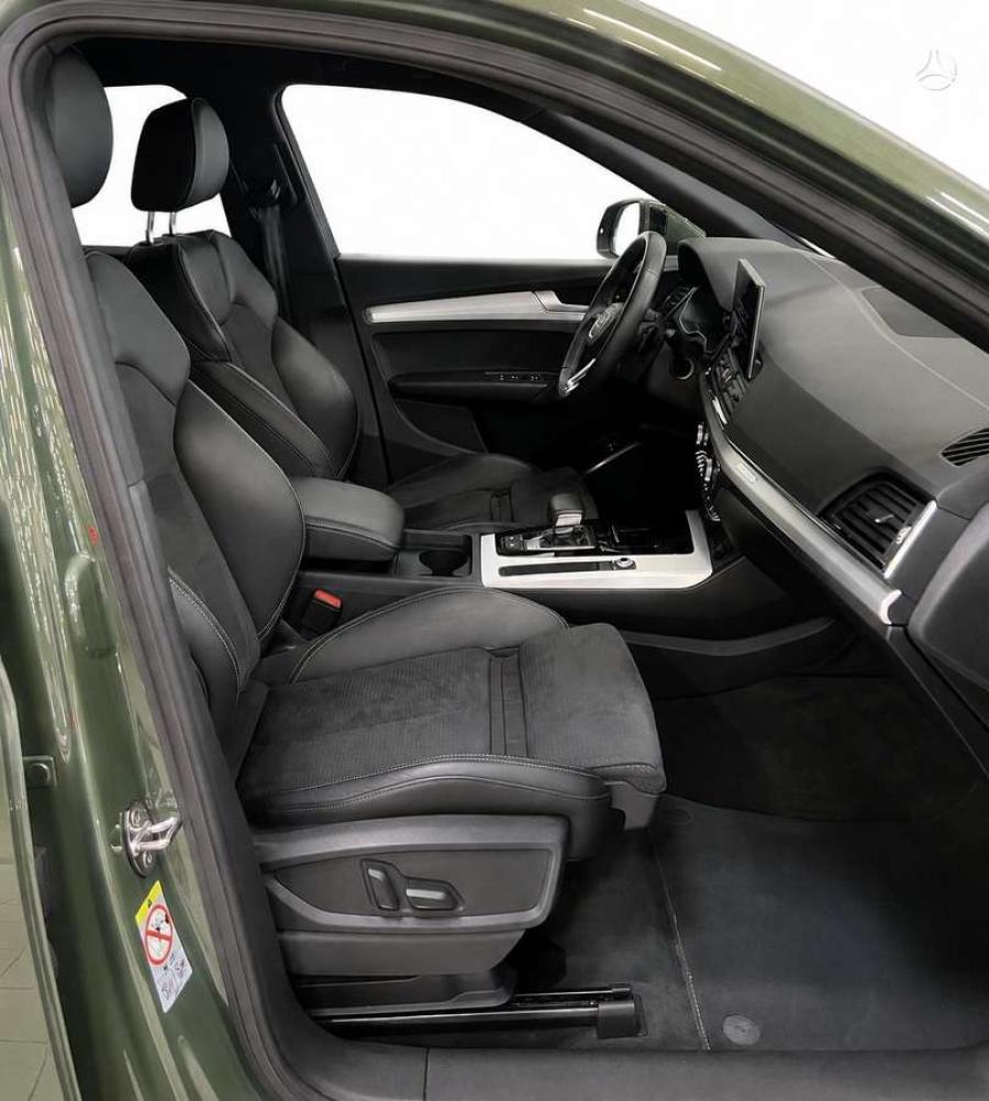 Green Audi Q5 2021 in Kaunas, with an engine capacity of 1.98 L and mileage of 93 thousand km for 30500 €, photo 7 on AUTOMOTO.COM.LV
