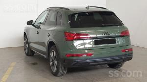 Green Audi Q5 2022 in Tukums, with an engine capacity of 2.00 L and mileage of 157 thousand km for 33990 €, photo 3 on AUTOMOTO.COM.LV