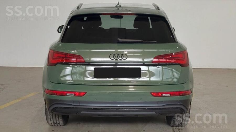 Green Audi Q5 2022 in Tukums, with an engine capacity of 2.00 L and mileage of 157 thousand km for 33990 €, photo 9 on AUTOMOTO.COM.LV