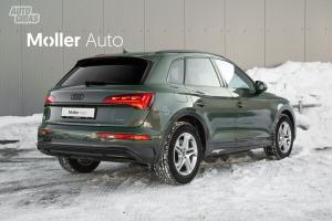Green Audi Q5 2022 in Vilnius, with an engine capacity of 2.00 L and mileage of 137 thousand km for 37100 €, photo 6 on AUTOMOTO.COM.LV