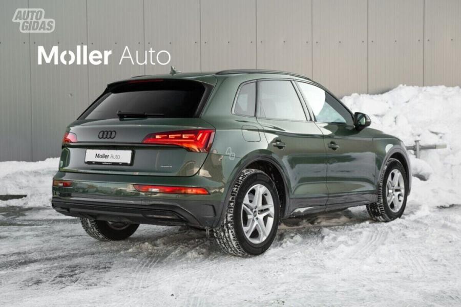 Green Audi Q5 2022 in Vilnius, with an engine capacity of 2.00 L and mileage of 137 thousand km for 37100 €, photo 6 on AUTOMOTO.COM.LV