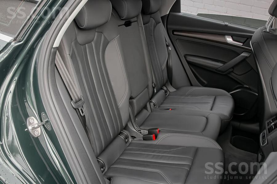 Zaļš Audi Q5 2022 Tukums, ar dzinēja tilpumu 2.00 L un nobraukumu 45 tūkst. km par 35990 €, foto 10 vietnē AUTOMOTO.COM.LV