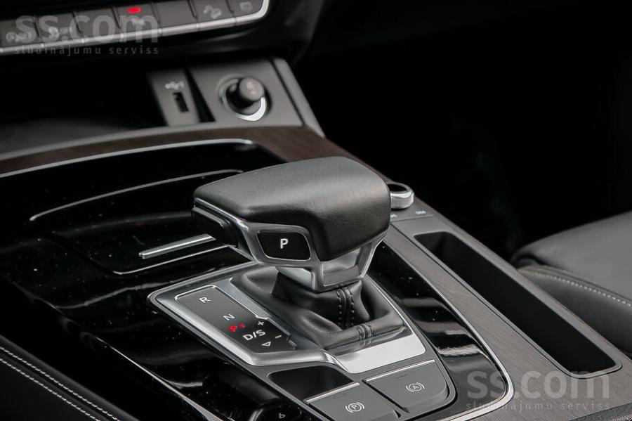 Zaļš Audi Q5 2022 Tukums, ar dzinēja tilpumu 2.00 L un nobraukumu 45 tūkst. km par 35990 €, foto 20 vietnē AUTOMOTO.COM.LV