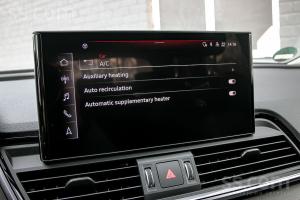 Zaļš Audi Q5 2022 Tukums, ar dzinēja tilpumu 2.00 L un nobraukumu 45 tūkst. km par 35990 €, foto 27 vietnē AUTOMOTO.COM.LV