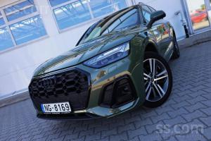 Green Audi Q5 2022 in Riga, with an engine capacity of 2.00 L and mileage of 0 thousand km for 32995 €, photo 3 on AUTOMOTO.COM.LV