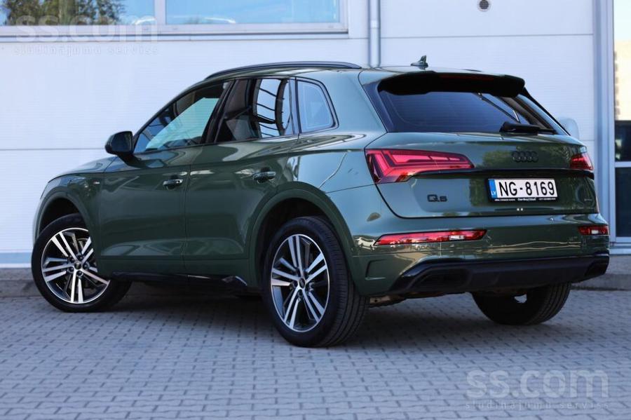 Green Audi Q5 2022 in Riga, with an engine capacity of 2.00 L and mileage of 0 thousand km for 32995 €, photo 7 on AUTOMOTO.COM.LV