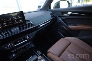 Green Audi Q5 2022 in Riga, with an engine capacity of 2.00 L and mileage of 0 thousand km for 32995 €, photo 13 on AUTOMOTO.COM.LV