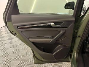 Green Audi Q5 2023 in Marijampole, with an engine capacity of 1.97 L and mileage of 244 thousand km for 27999 €, photo 11 on AUTOMOTO.COM.LV