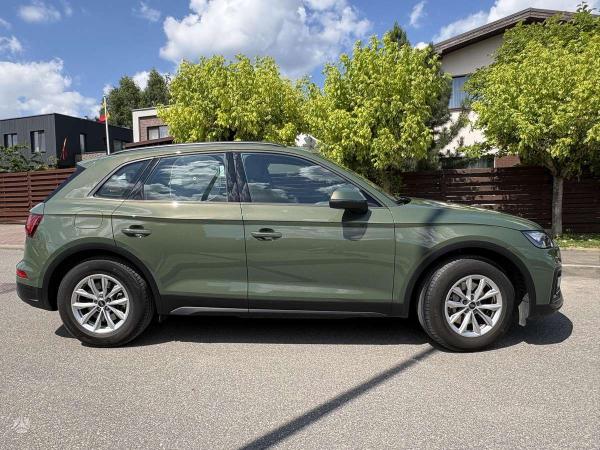 Zaļš Audi Q5 2024 Viļņa, ar dzinēja tilpumu 1.97 L un nobraukumu 48 tūkst. km par 34500 €, foto 5 vietnē AUTOMOTO.COM.LV