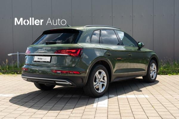 Green Audi Q5 2024 in Vilnius, with an engine capacity of 2.00 L and mileage of 23 thousand km for 39000 €, photo 6 on AUTOMOTO.COM.LV