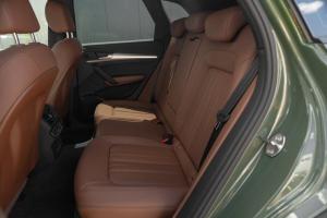 Green Audi Q5 2024 in Vilnius, with an engine capacity of 2.00 L and mileage of 23 thousand km for 39000 €, photo 10 on AUTOMOTO.COM.LV