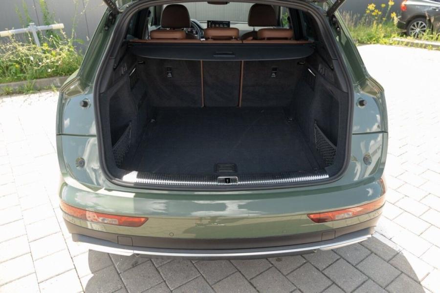 Green Audi Q5 2024 in Vilnius, with an engine capacity of 2.00 L and mileage of 23 thousand km for 39000 €, photo 25 on AUTOMOTO.COM.LV