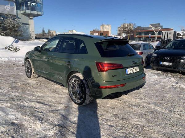 Zaļš Audi Q5 2022 Viļņa, ar dzinēja tilpumu 1.98 L un nobraukumu 24 tūkst. km par 39900 €, foto 5 vietnē AUTOMOTO.COM.LV