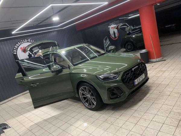 Zaļš Audi Q5 2022 Viļņa, ar dzinēja tilpumu 1.98 L un nobraukumu 24 tūkst. km par 39900 €, foto 7 vietnē AUTOMOTO.COM.LV