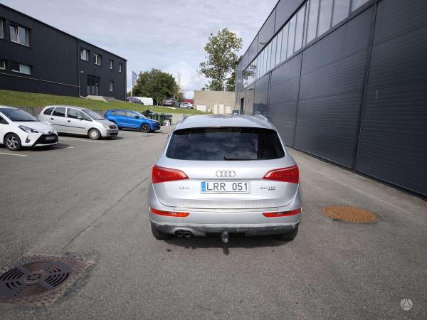 Pelēks Audi Q5 2008 Klaipėda, ar dzinēja tilpumu 1.97 L un nobraukumu 287 tūkst. km par 6500 €, foto 7 vietnē AUTOMOTO.COM.LV
