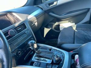 Grey Audi Q5 2008 in Panevezys, with an engine capacity of 2.97 L and mileage of 301 thousand km for 8700 €, photo 4 on AUTOMOTO.COM.LV