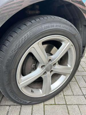 Grey Audi Q5 2008 in Panevezys, with an engine capacity of 2.97 L and mileage of 301 thousand km for 8700 €, photo 10 on AUTOMOTO.COM.LV