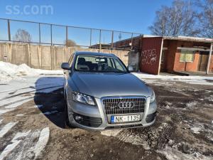 Pelēks Audi Q5 2009 Rīga, ar dzinēja tilpumu 2.00 L un nobraukumu 238 tūkst. km par 8500 €, foto 2 vietnē AUTOMOTO.COM.LV