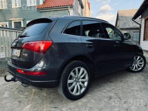 Grey Audi Q5 2009 in Cesis, with an engine capacity of 3.00 L and mileage of 0 thousand km for 8990 €, photo 6 on AUTOMOTO.COM.LV