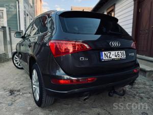 Grey Audi Q5 2009 in Cesis, with an engine capacity of 3.00 L and mileage of 0 thousand km for 8990 €, photo 7 on AUTOMOTO.COM.LV