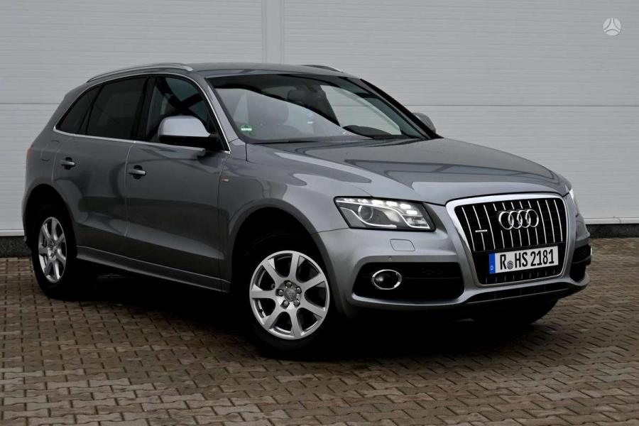 Pelēks Audi Q5 2009 Kretinga, ar dzinēja tilpumu 2.97 L un nobraukumu 292 tūkst. km par 9799 €, foto 1 vietnē AUTOMOTO.COM.LV