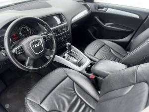 Grey Audi Q5 2009 in Ukmerge, with an engine capacity of 1.97 L and mileage of 219 thousand km for 7950 €, photo 13 on AUTOMOTO.COM.LV