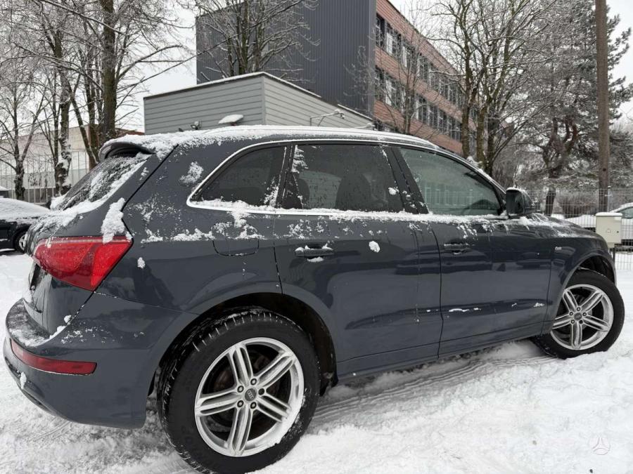 Grey Audi Q5 2009 in Kaunas, with an engine capacity of 1.97 L and mileage of 373 thousand km for 7950 €, photo 11 on AUTOMOTO.COM.LV