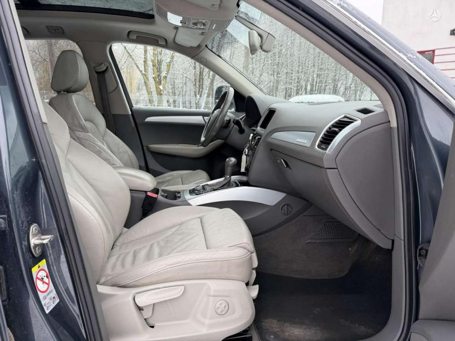 Grey Audi Q5 2009 in Kaunas, with an engine capacity of 1.97 L and mileage of 373 thousand km for 7950 €, photo 13 on AUTOMOTO.COM.LV