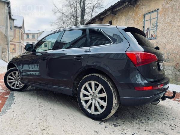 Grey Audi Q5 2009 in Cesis, with an engine capacity of 3.00 L and mileage of 0 thousand km for 8500 €, photo 8 on AUTOMOTO.COM.LV