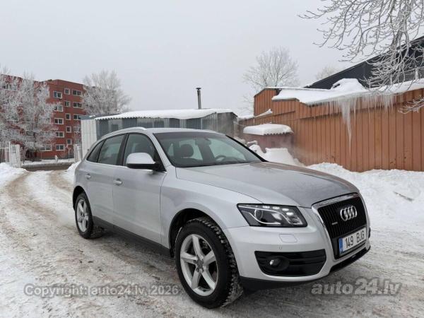 Pelēks Audi Q5 2009 Tallina, ar dzinēja tilpumu 3.00 L un nobraukumu 301 tūkst. km par 5999 €, foto 2 vietnē AUTOMOTO.COM.LV