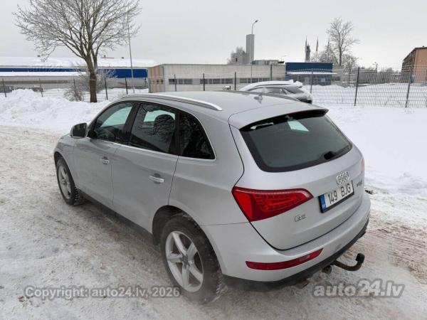 Pelēks Audi Q5 2009 Tallina, ar dzinēja tilpumu 3.00 L un nobraukumu 301 tūkst. km par 5999 €, foto 6 vietnē AUTOMOTO.COM.LV