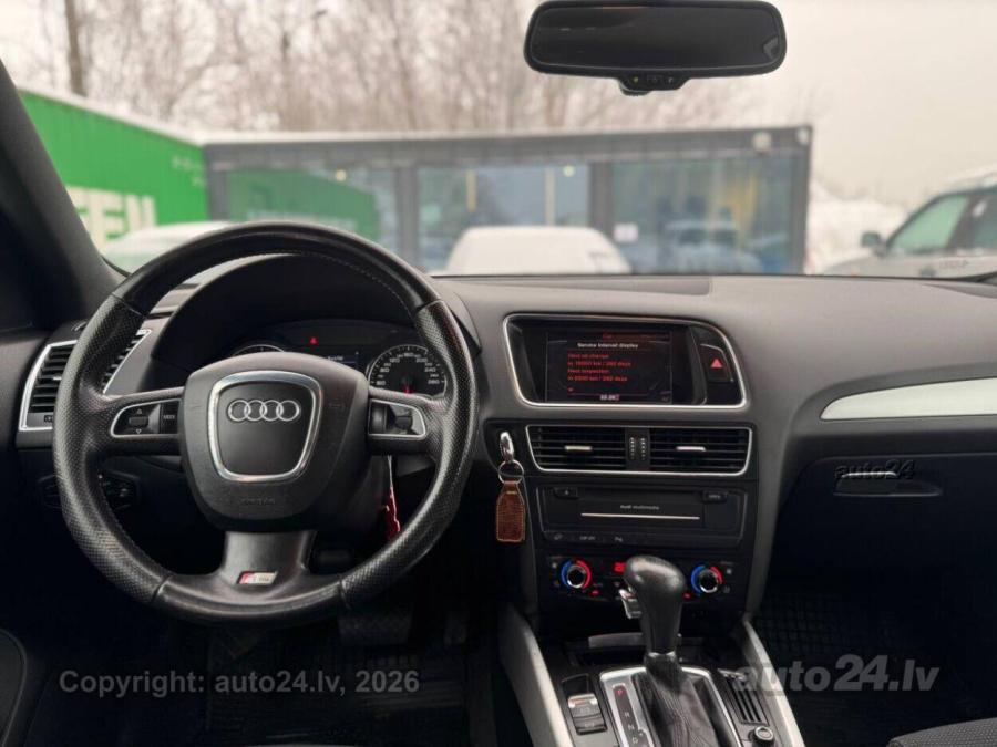 Pelēks Audi Q5 2009 Tallina, ar dzinēja tilpumu 3.00 L un nobraukumu 301 tūkst. km par 5999 €, foto 18 vietnē AUTOMOTO.COM.LV