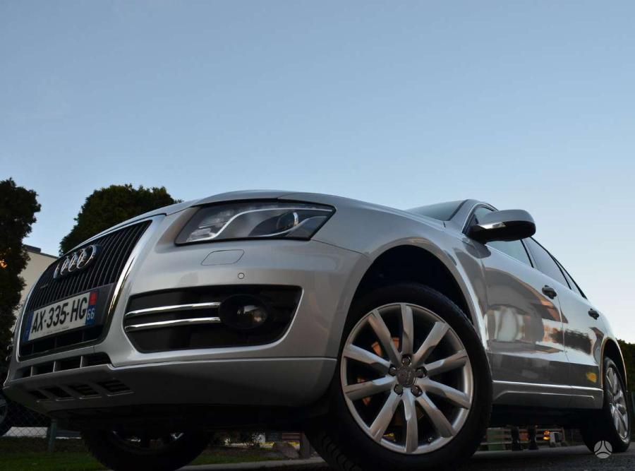 Grey Audi Q5 2009 in Kaunas, with an engine capacity of 2.00 L and mileage of 235 thousand km for 8950 €, photo 34 on AUTOMOTO.COM.LV