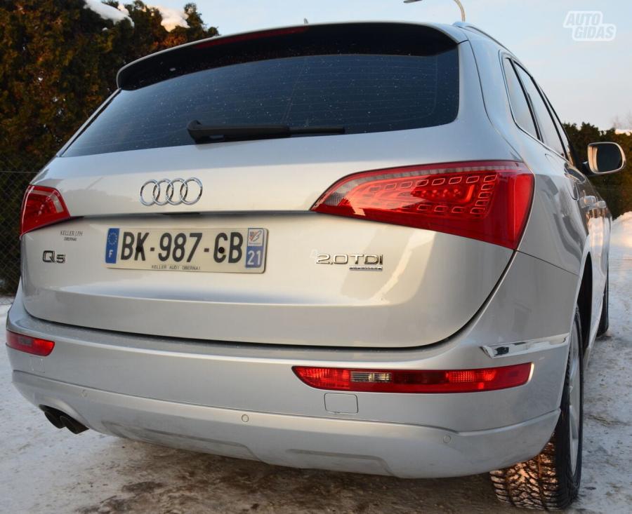 Pelēks Audi Q5 2009 Kauņa, ar dzinēja tilpumu 2.00 L un nobraukumu 235 tūkst. km par 8950 €, foto 9 vietnē AUTOMOTO.COM.LV