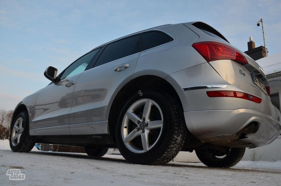Pelēks Audi Q5 2009 Kauņa, ar dzinēja tilpumu 2.00 L un nobraukumu 235 tūkst. km par 8950 €, foto 13 vietnē AUTOMOTO.COM.LV
