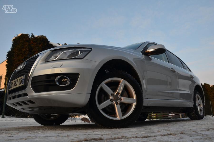 Pelēks Audi Q5 2009 Kauņa, ar dzinēja tilpumu 2.00 L un nobraukumu 235 tūkst. km par 8950 €, foto 21 vietnē AUTOMOTO.COM.LV