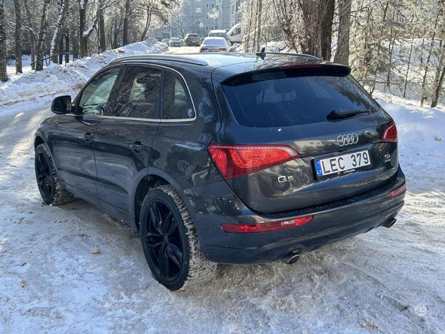 Grey Audi Q5 2009 in Vilnius, with an engine capacity of 2.97 L and mileage of 346 thousand km for 6800 €, photo 7 on AUTOMOTO.COM.LV