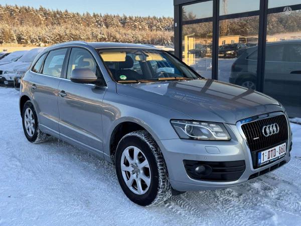 Pelēks Audi Q5 2009 Viļņa, ar dzinēja tilpumu 2.00 L un nobraukumu 239 tūkst. km par 7950 €, foto 2 vietnē AUTOMOTO.COM.LV