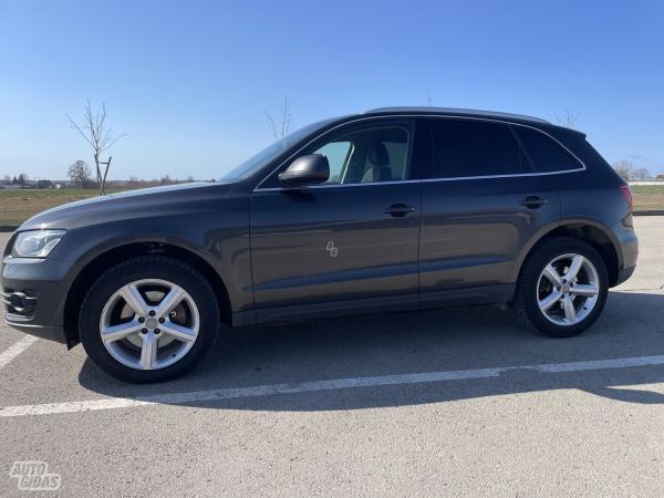 Grey Audi Q5 2009 in Siauliai, with an engine capacity of 3.00 L and mileage of 315 thousand km for 7400 €, photo 7 on AUTOMOTO.COM.LV