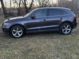 Pelēks Audi Q5 2009 Šauļi, ar dzinēja tilpumu 3.00 L un nobraukumu 390 tūkst. km par 6700 €, foto 6 vietnē AUTOMOTO.COM.LV