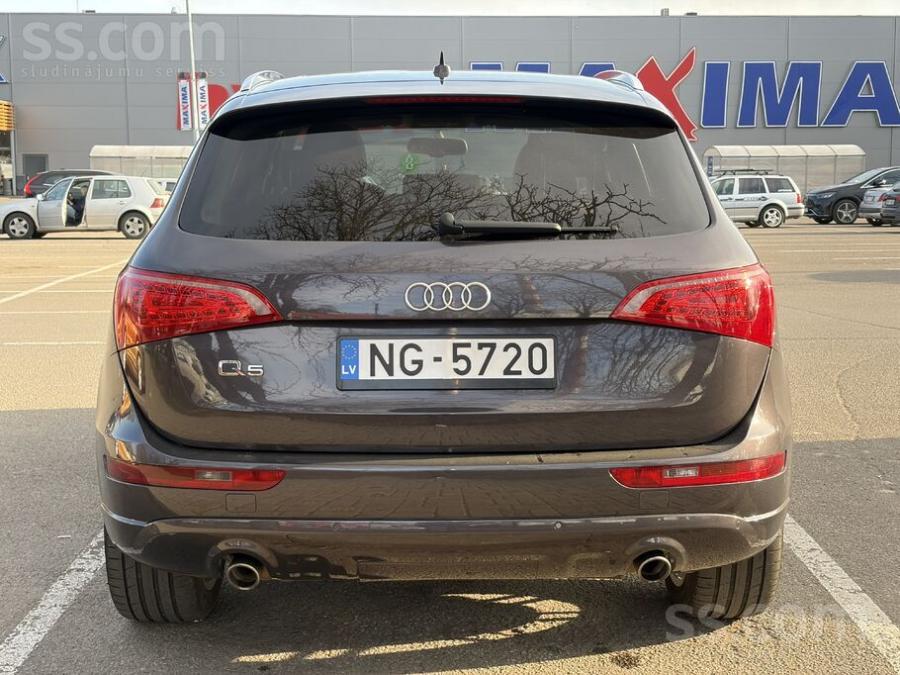 Pelēks Audi Q5 2009 Rīga, ar dzinēja tilpumu 3.00 L un nobraukumu 324 tūkst. km par 10100 €, foto 6 vietnē AUTOMOTO.COM.LV