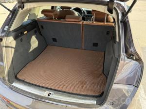 Grey Audi Q5 2009 in Riga, with an engine capacity of 3.00 L and mileage of 324 thousand km for 9500 €, photo 12 on AUTOMOTO.COM.LV