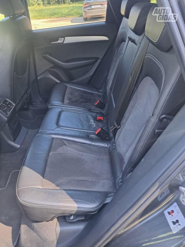 Grey Audi Q5 2009 in Vilnius, with an engine capacity of 3.00 L and mileage of 307 thousand km for 7750 €, photo 4 on AUTOMOTO.COM.LV