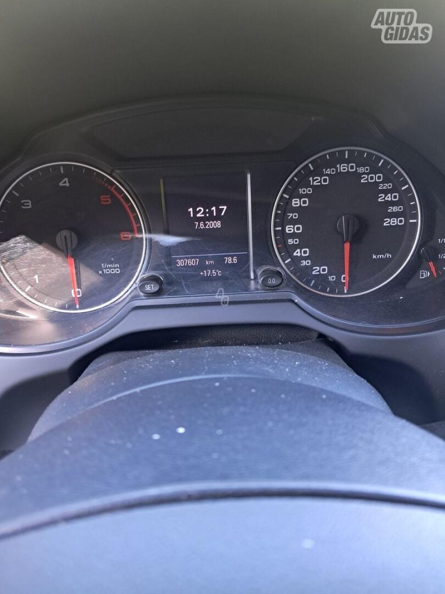 Grey Audi Q5 2009 in Vilnius, with an engine capacity of 3.00 L and mileage of 307 thousand km for 7750 €, photo 9 on AUTOMOTO.COM.LV