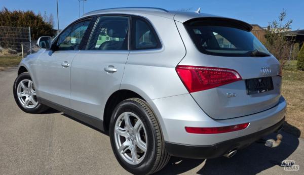 Grey Audi Q5 2009 in Siauliai, with an engine capacity of 3.00 L and mileage of 280 thousand km for 7950 €, photo 9 on AUTOMOTO.COM.LV