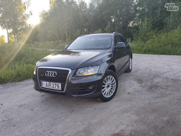 Grey Audi Q5 2009 in Naujoji Akmene, with an engine capacity of 3.00 L and mileage of 319 thousand km for 7000 €, photo 5 on AUTOMOTO.COM.LV
