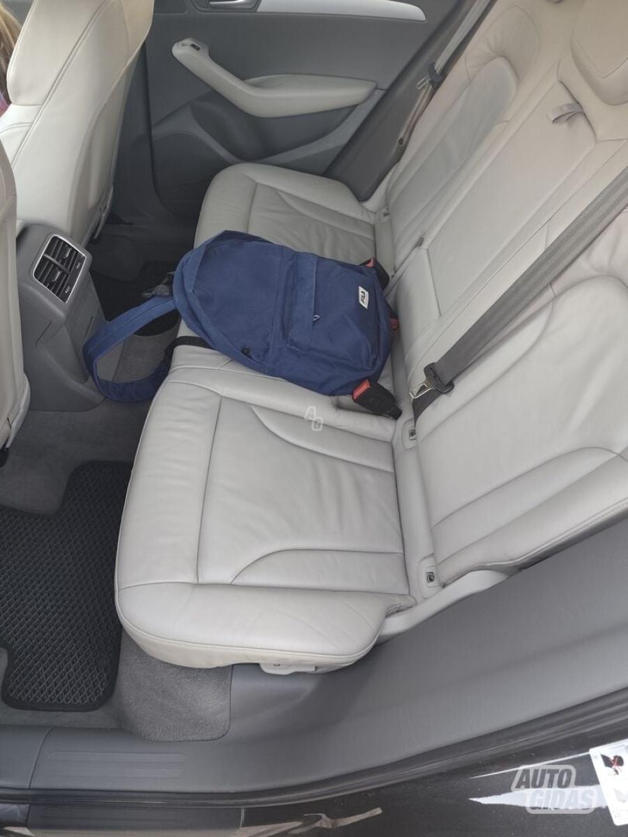 Grey Audi Q5 2009 in Naujoji Akmene, with an engine capacity of 3.00 L and mileage of 319 thousand km for 7000 €, photo 11 on AUTOMOTO.COM.LV