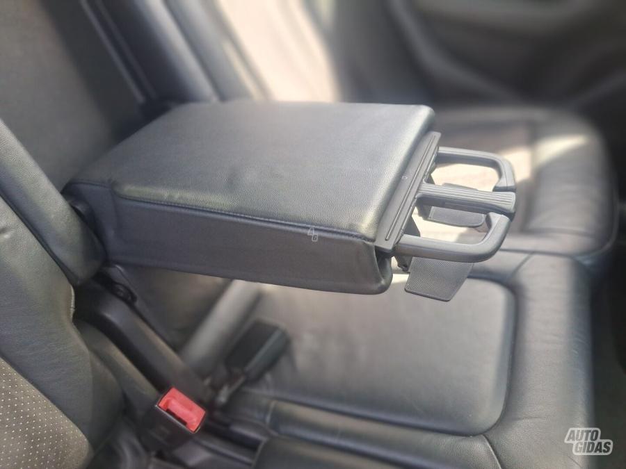 Grey Audi Q5 2009 in Prienai, with an engine capacity of 3.00 L and mileage of 313 thousand km for 6160 €, photo 17 on AUTOMOTO.COM.LV